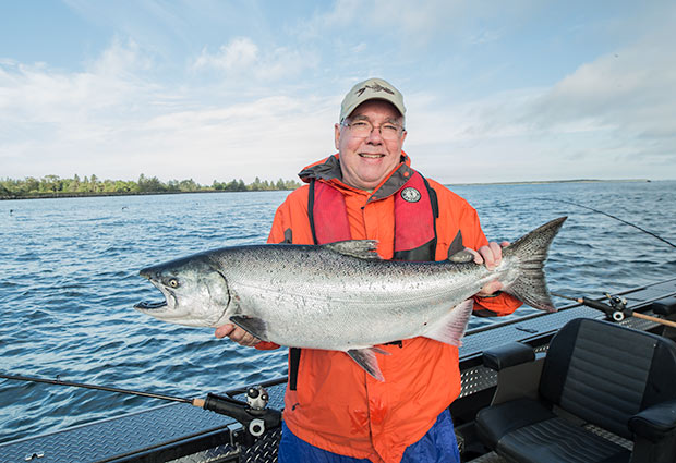 Is the Columbia River good for fishing?