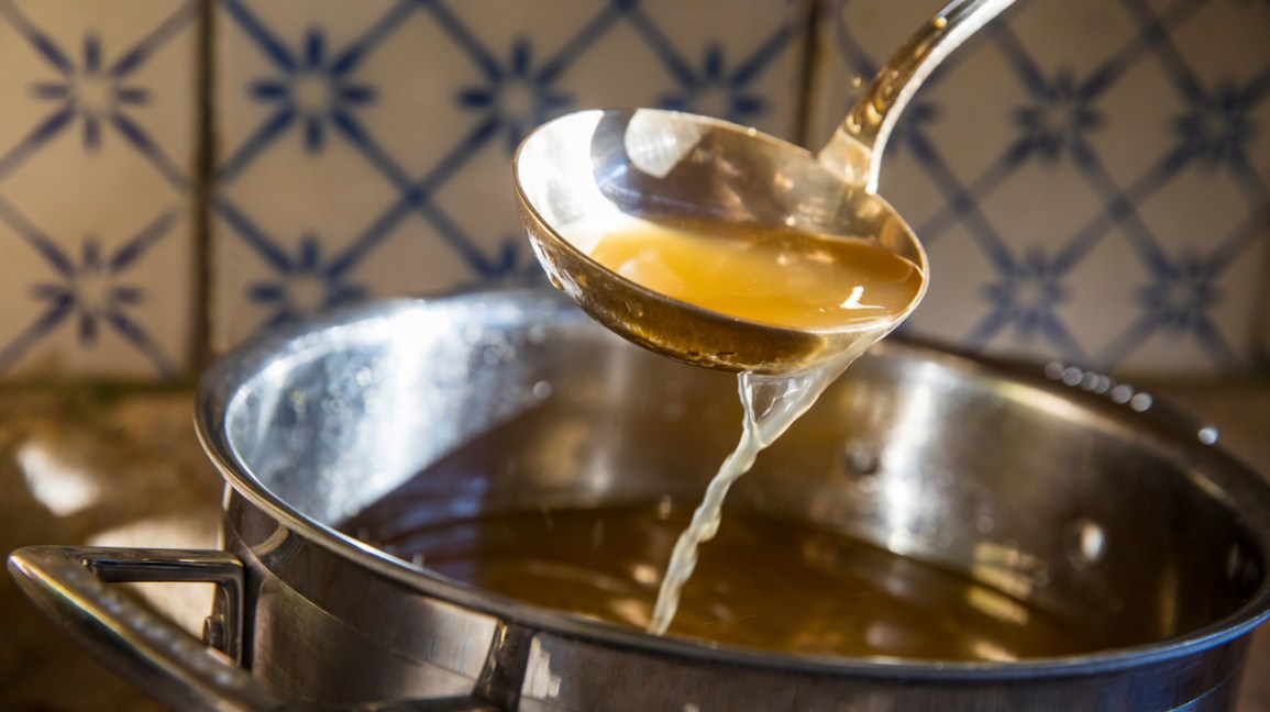 Is the oil in bone broth healthy?