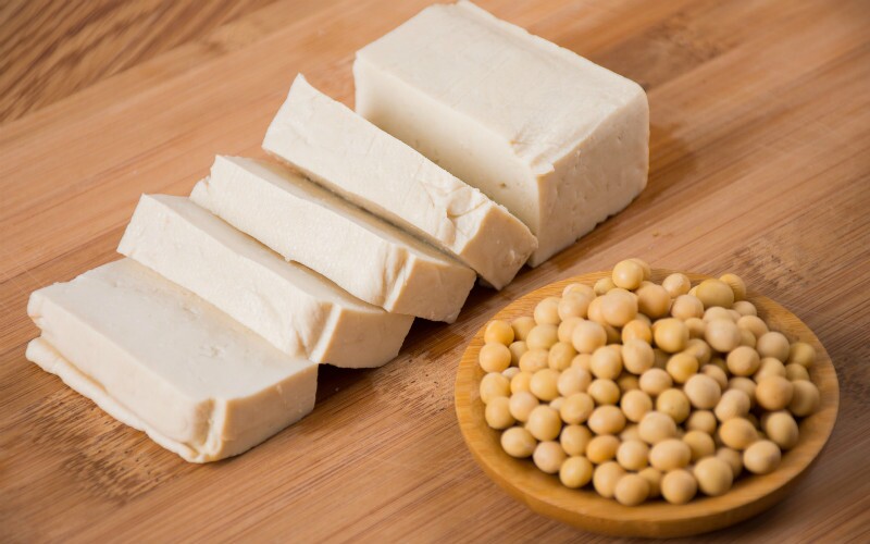 Is tofu a Chinese staple food?