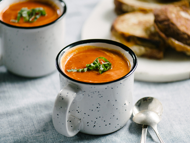 Is tomato soup high in fat?