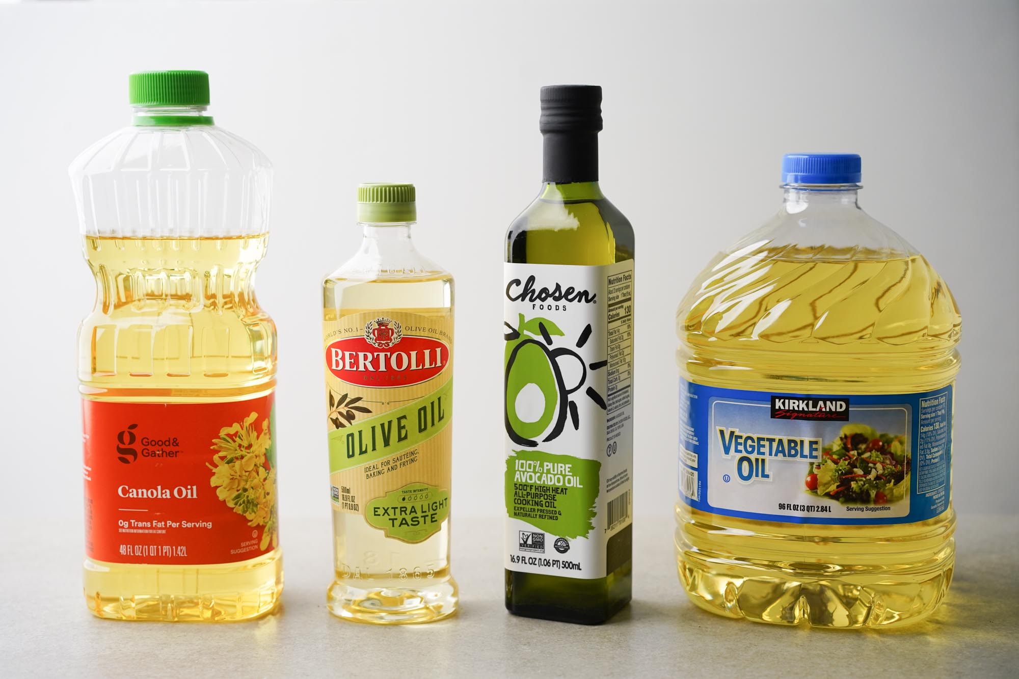 Is vegetable oil a good oil to cook with?