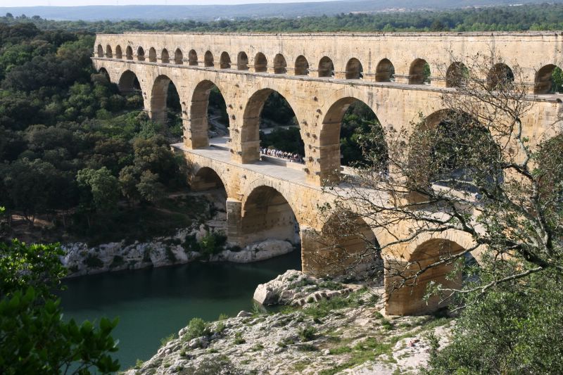 Où arrive l'eau des aqueducs Romains ?