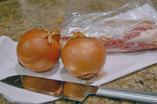 Should I cook bacon or onions first?