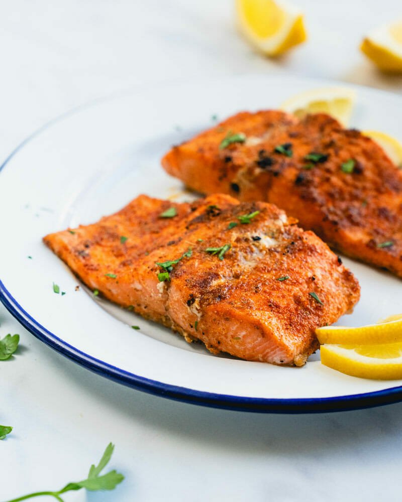 Should I dry salmon before seasoning?