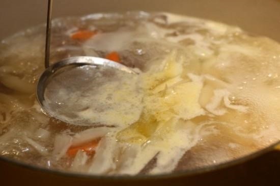 Should I remove fat from broth?