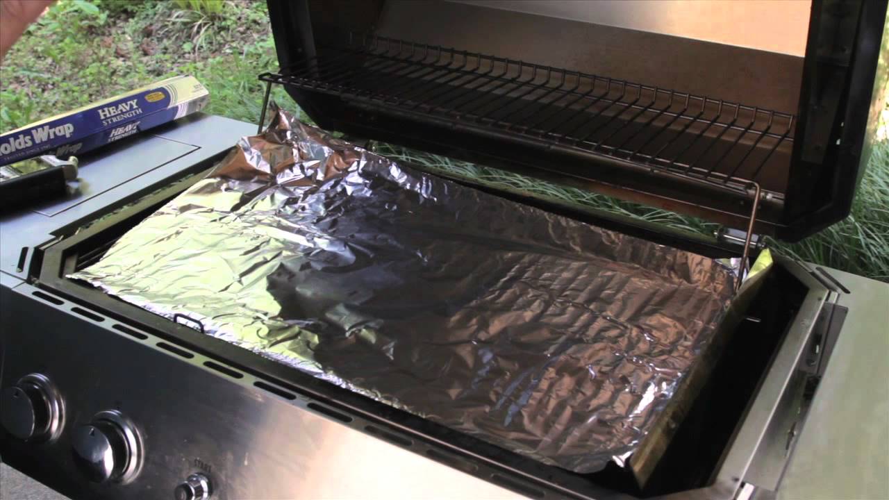 Should I use aluminum foil on my gas grill?