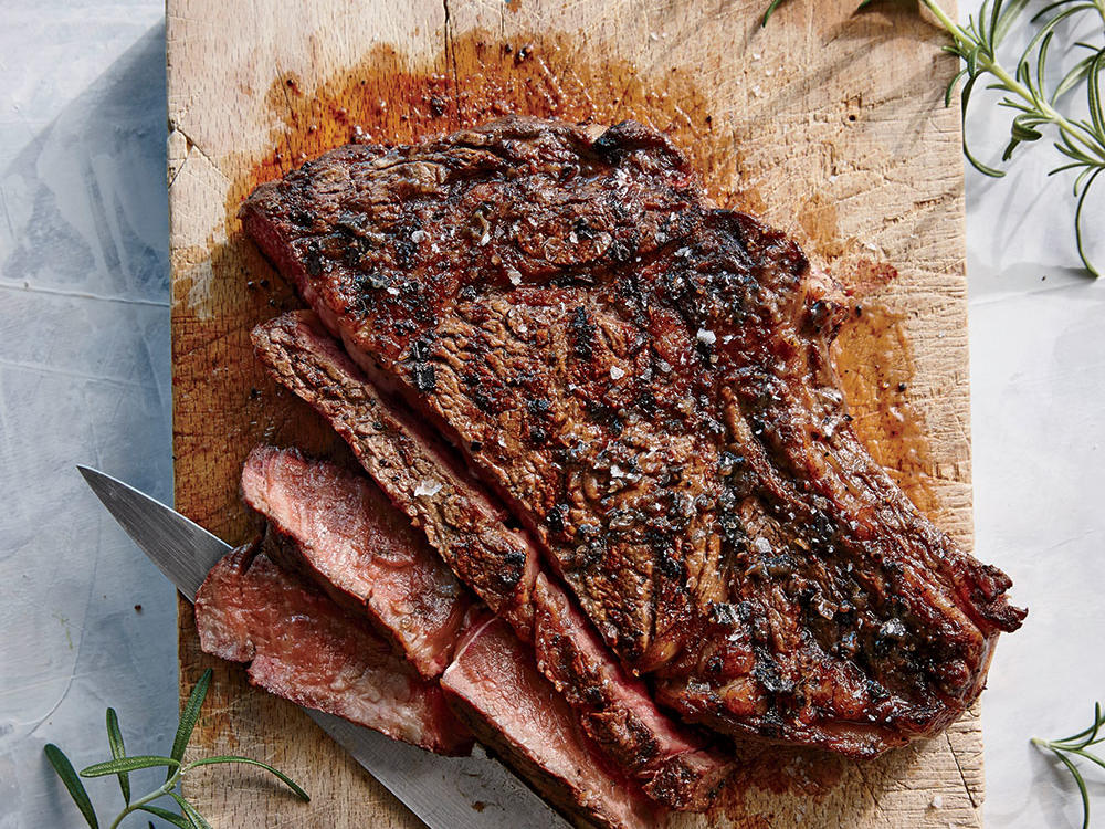 Should you let your steak get to room temperature before cooking?