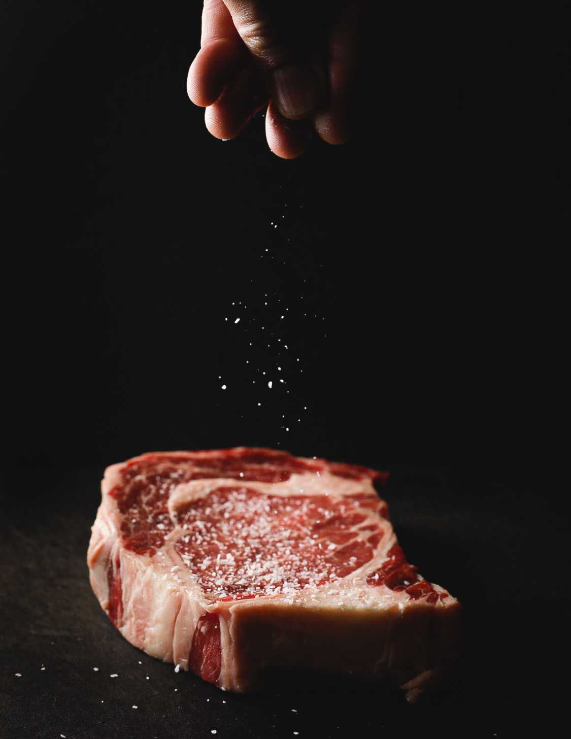 Should you salt meat before browning?