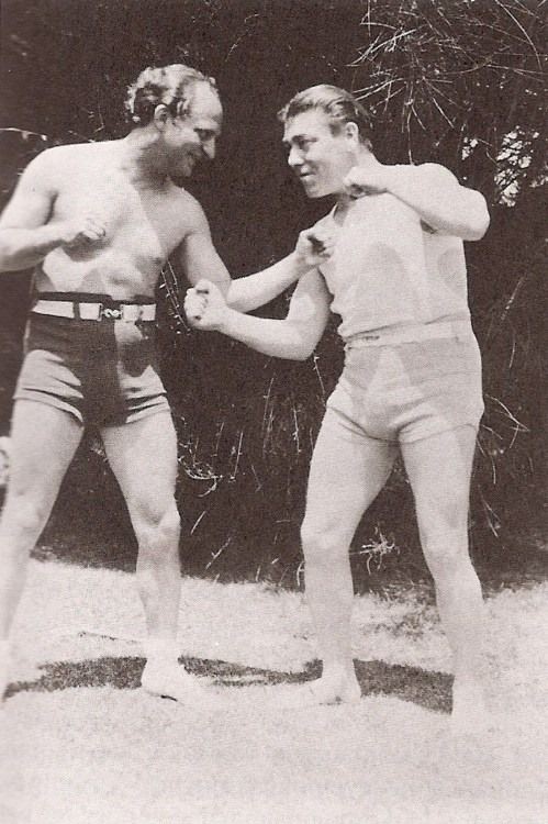 Was Larry on the Three Stooges a boxer?