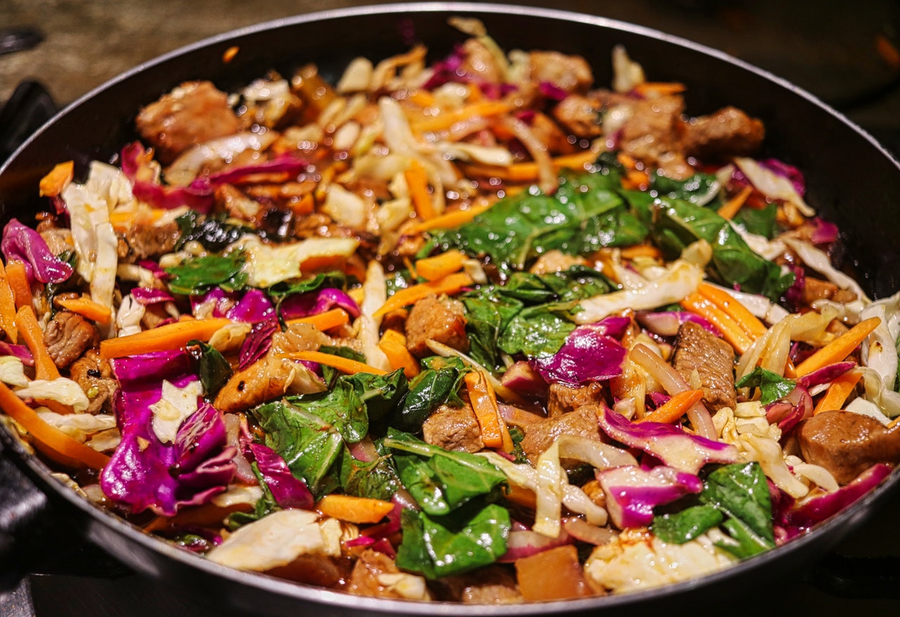What are 3 advantages of stir-frying?