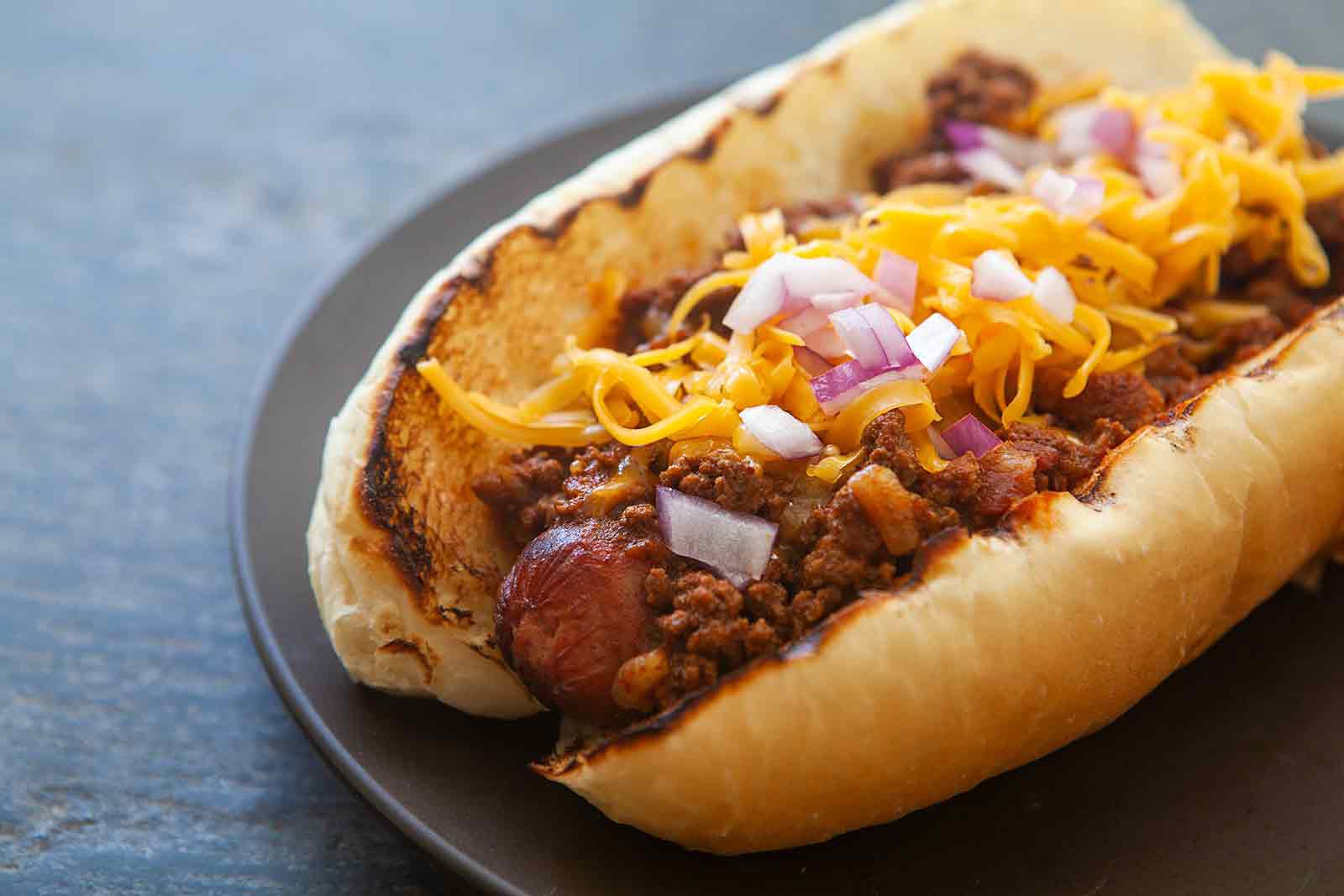 What are chilli dogs made of?