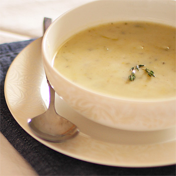 What are the benefits of potato and leek soup?