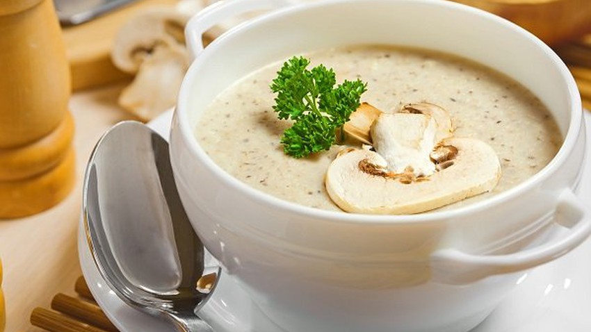 What are the benefits of selenium in cream of mushroom soup?