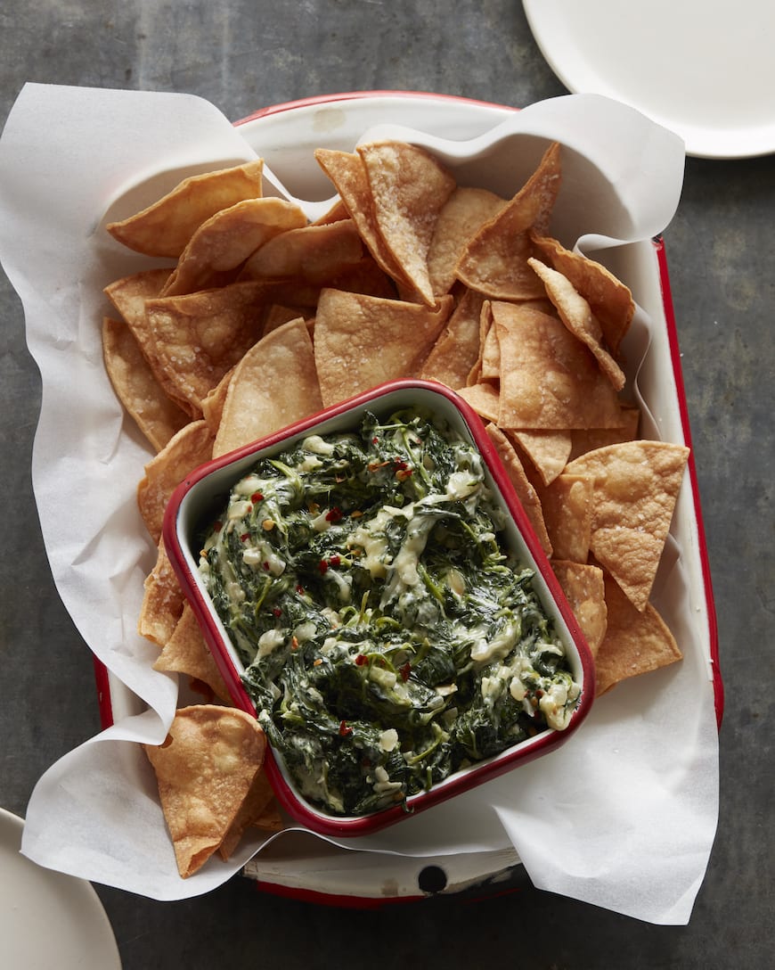 What are the best chips to eat with spinach dip?