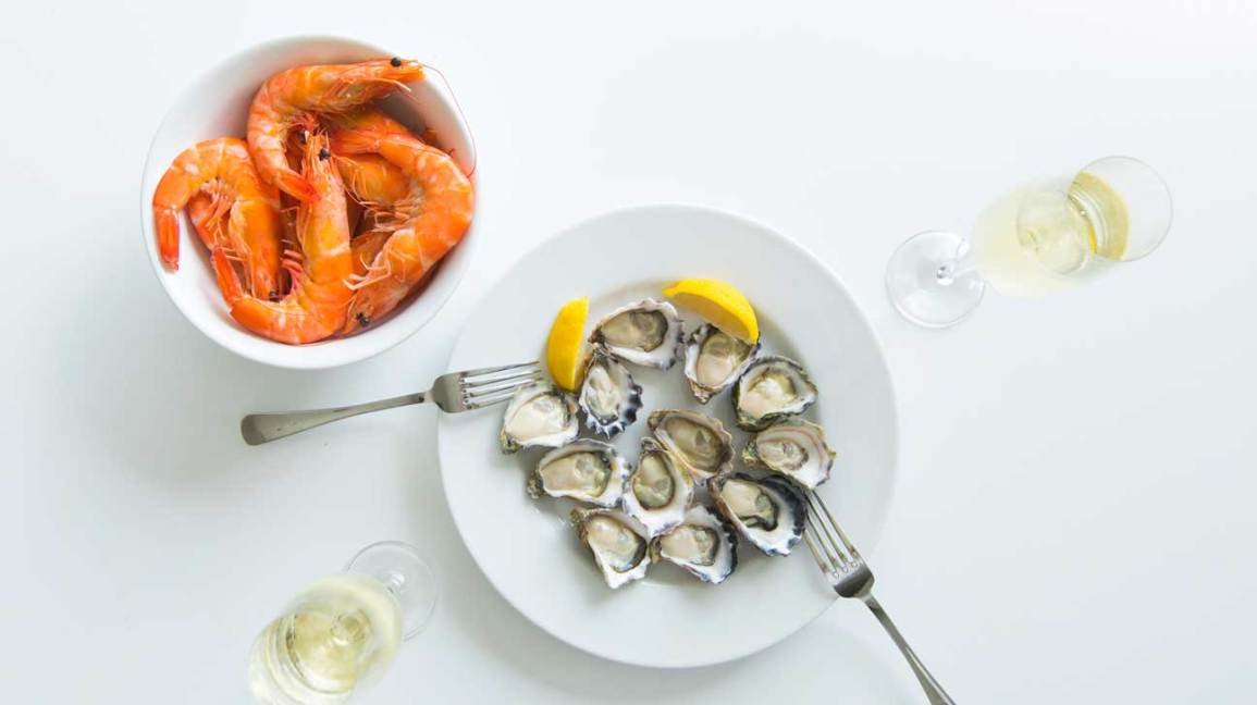 What are the common problems in cooking fish shellfish?