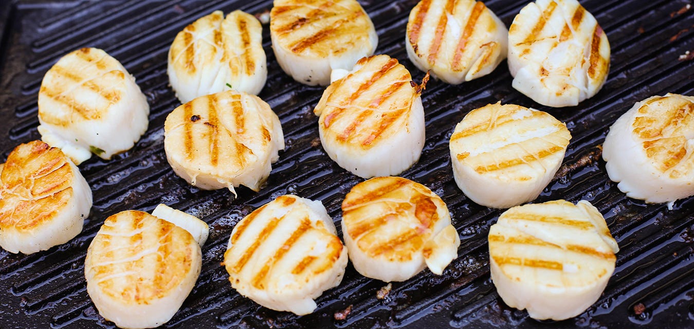 What are the different grades of scallops?