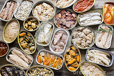 What are the different types of canned seafood?