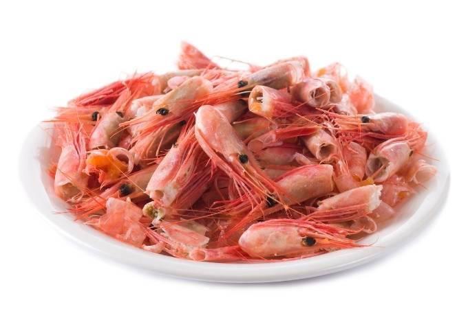 What are the health benefits of eating shrimp shells?