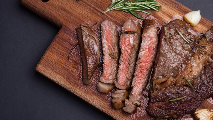 What are the most popular beef steaks to eat?
