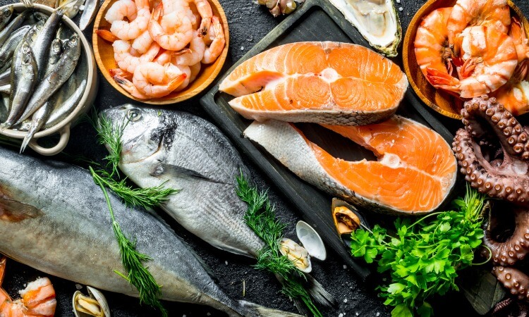 What are the tips when cooking fish and shellfish?