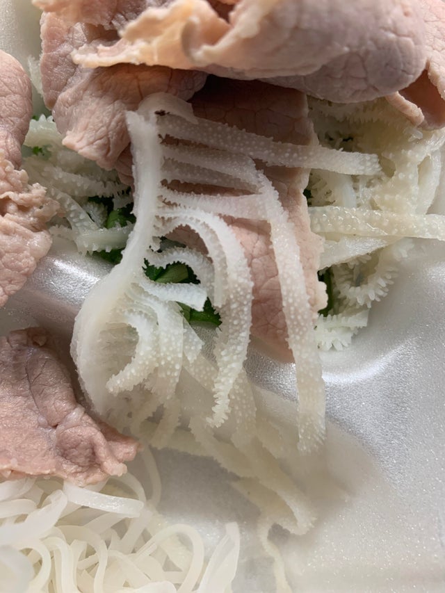 What are the white things in pho?