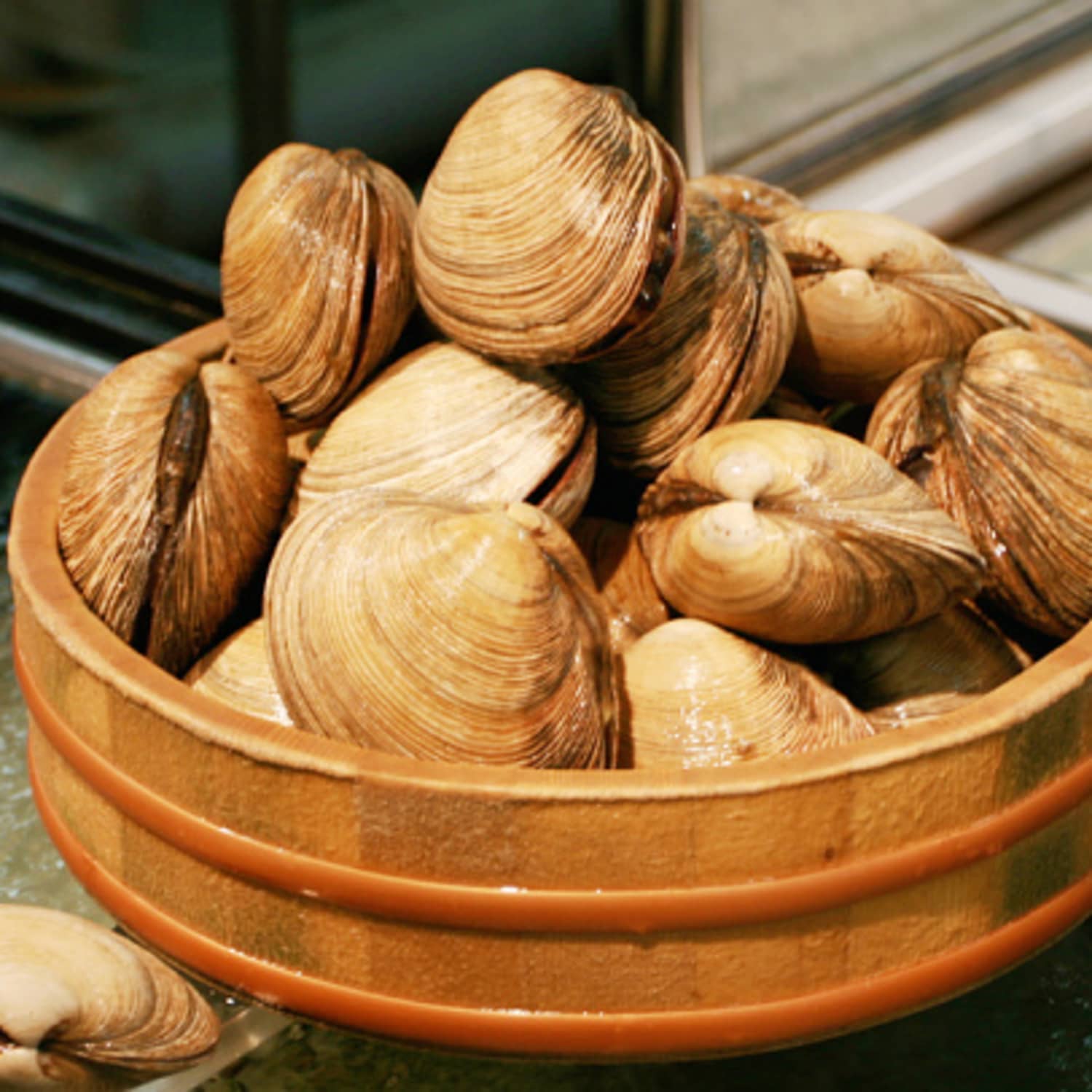 What are top neck clams good for?