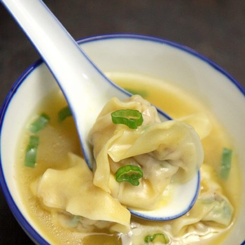 What are traditional wontons?