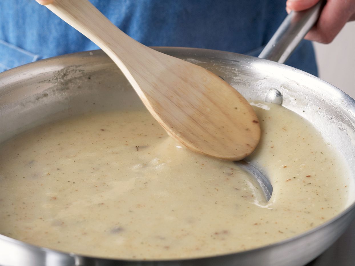 What are two alternatives for thickening a soup other than a roux?