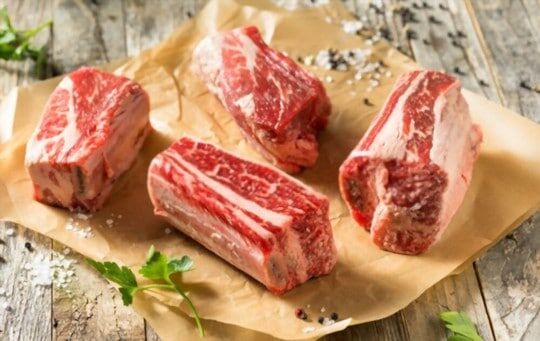 What can be used in place of beef short ribs?