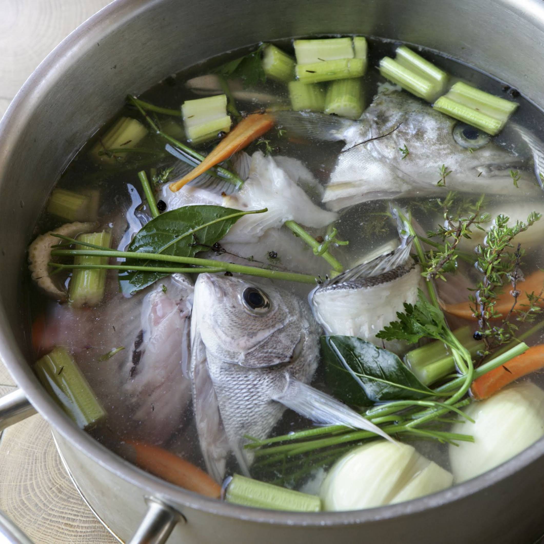 What can you cook with fish stock?