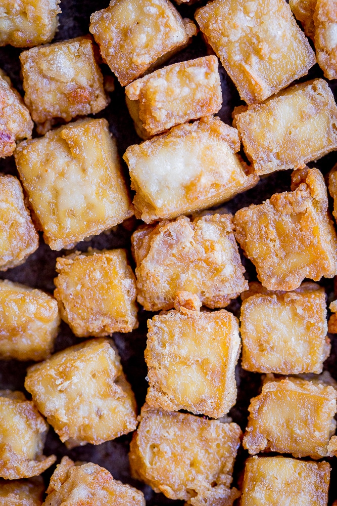 What can you use instead of cornstarch to make tofu crispy?