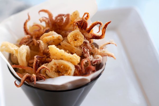 What causes calamari to be rubbery?