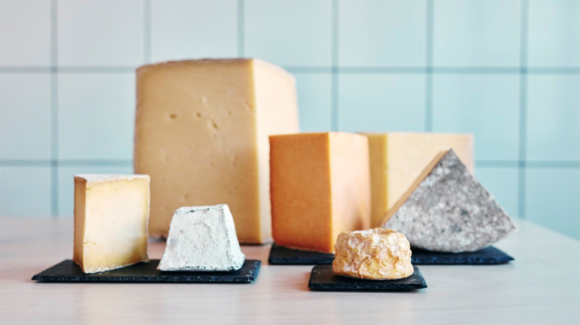 What cheeses can vegetarians eat?