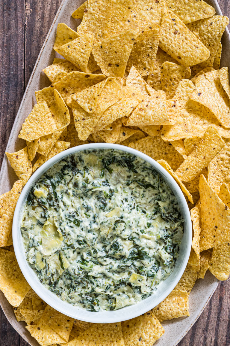 What chips go with spinach artichoke dip?