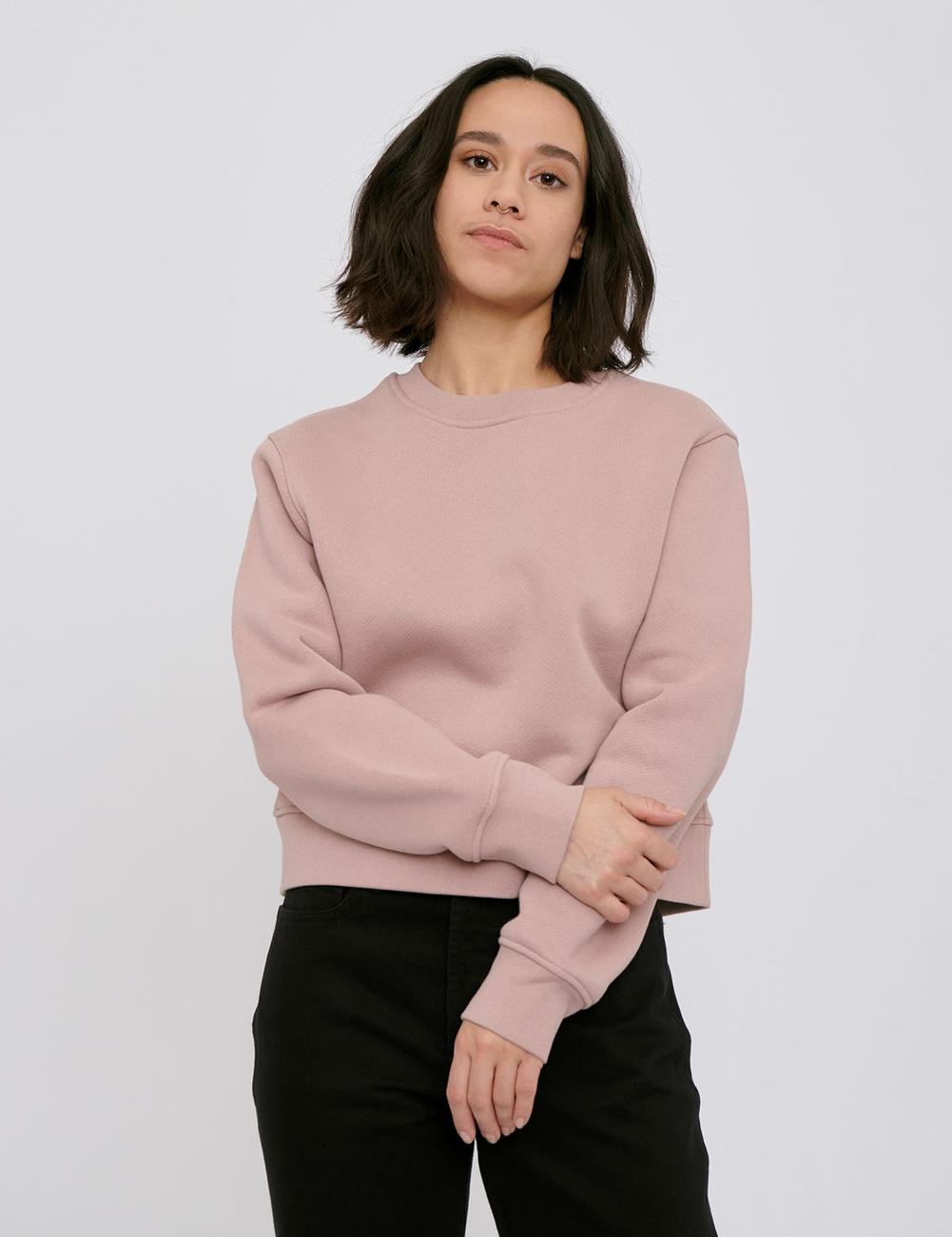 What color sweatpants to wear with a round neck sweater?