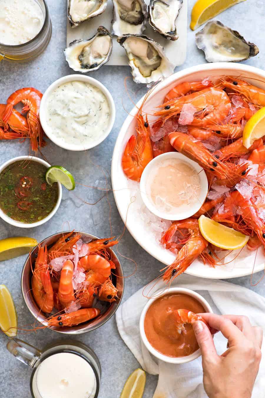 What condiments go with seafood?