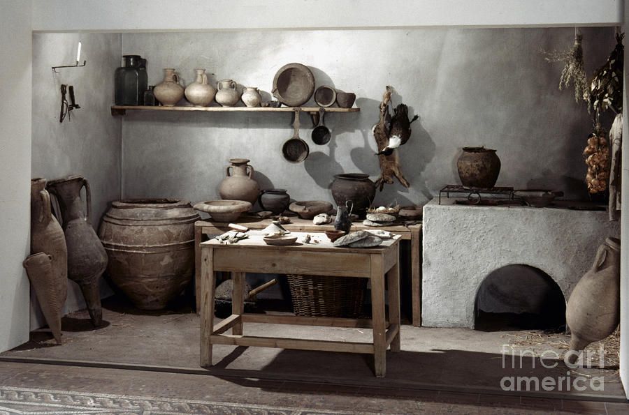 What did a Roman kitchen look like?