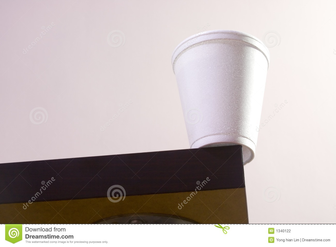 What do you call the edge of a cup?