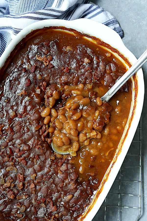 What do you eat canned baked beans with?