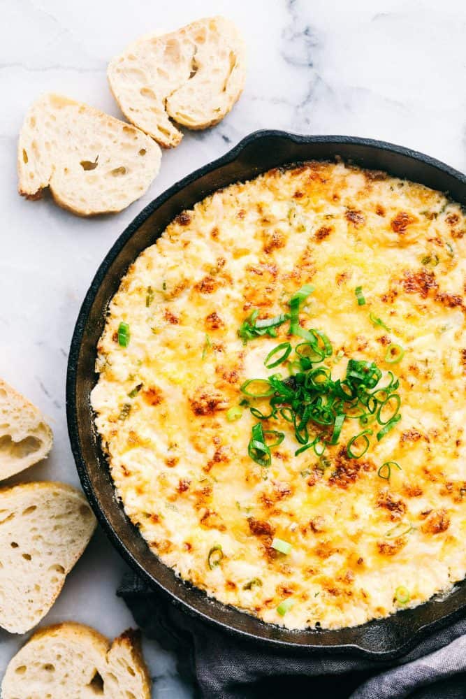 What do you eat with crab dip?