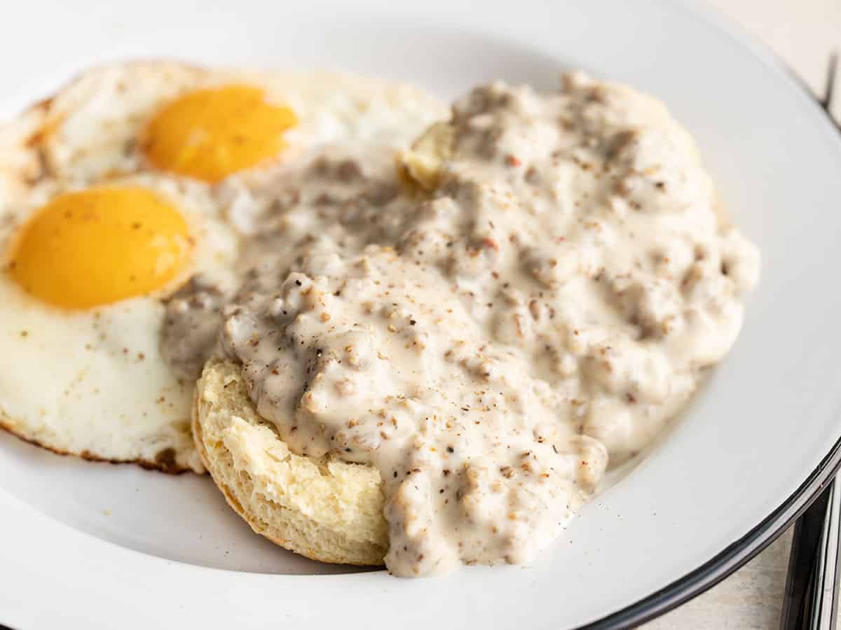 What do you eat with sausage gravy?