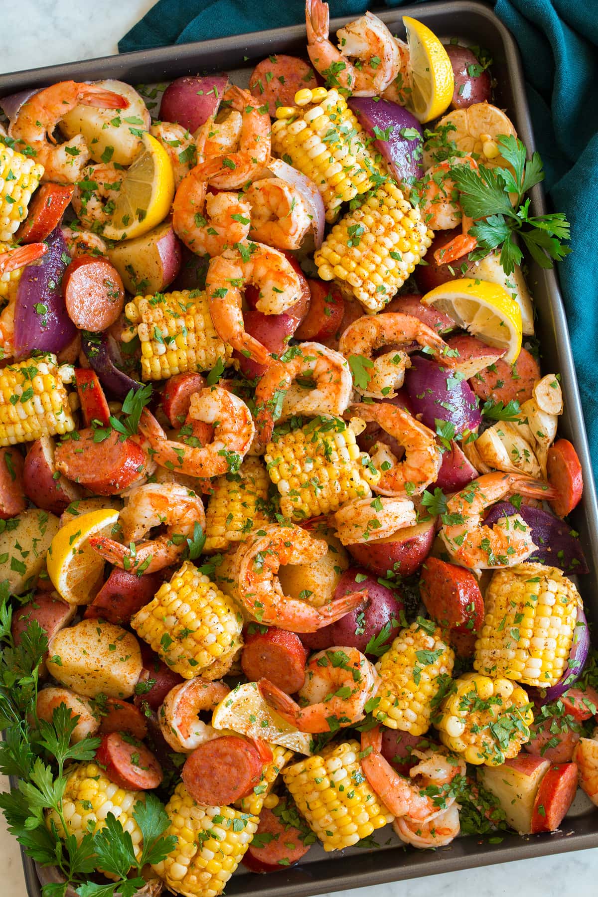 What do you put in a boiled shrimp boil?