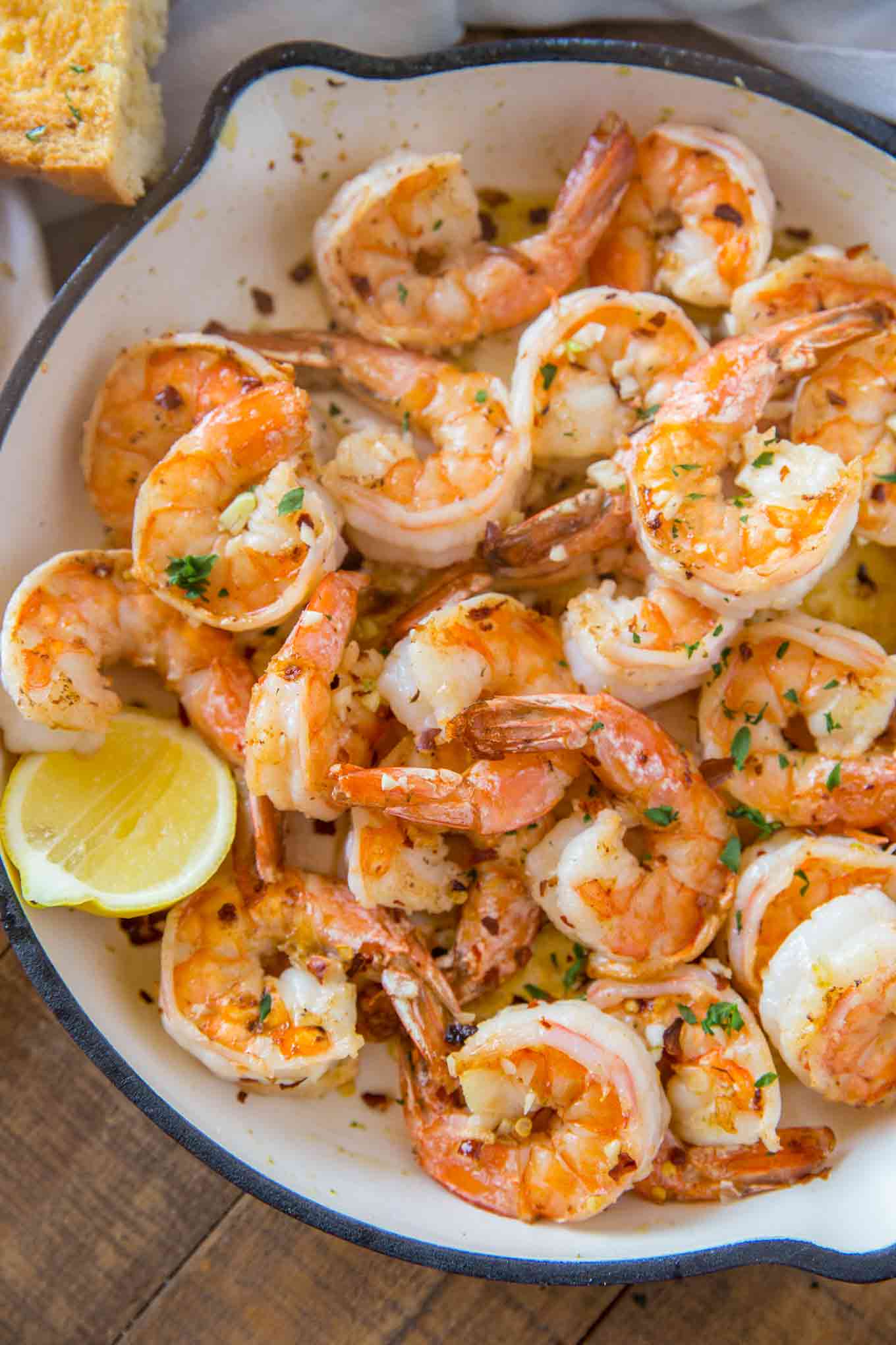 What do you serve shrimp scampi with?