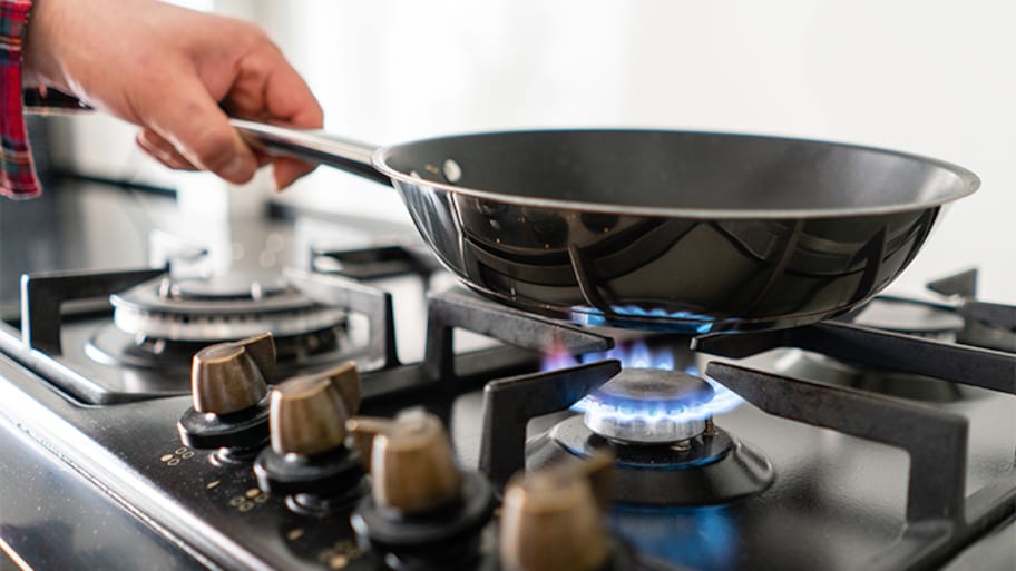 What does a gas stove smell like?