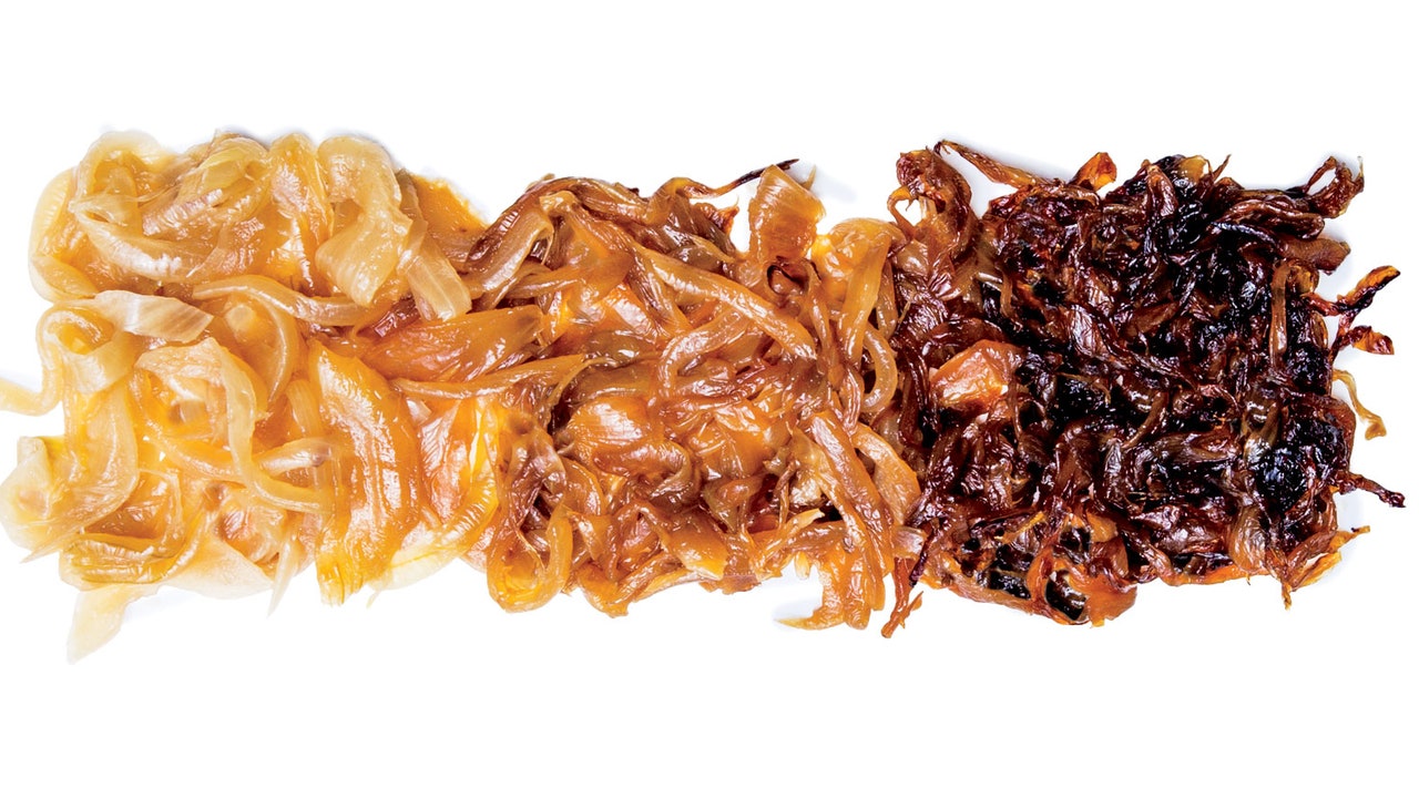 What does caramelizing onion mean?