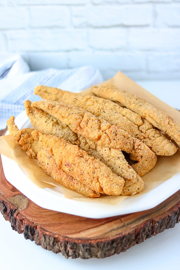 What does fried whiting taste like?