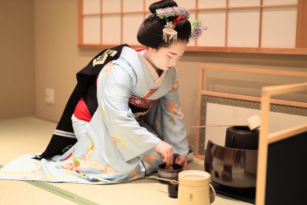 What does it mean if a Japanese woman offers you tea?