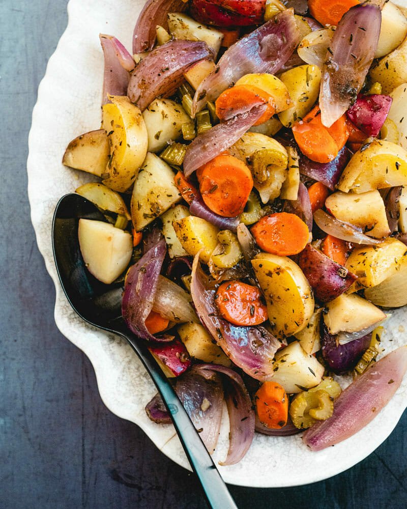 What does it mean to braise vegetables?