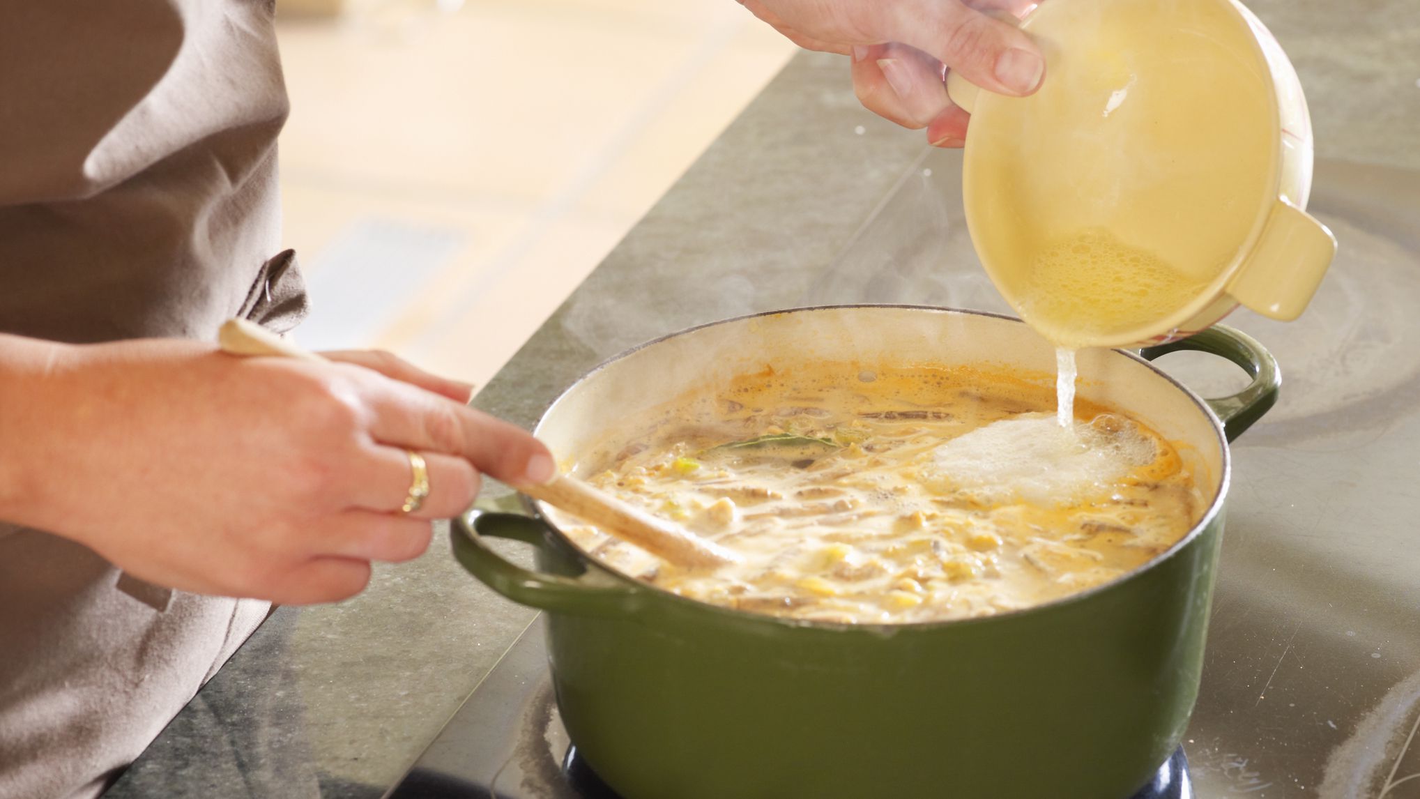 What does it mean to temper a soup?
