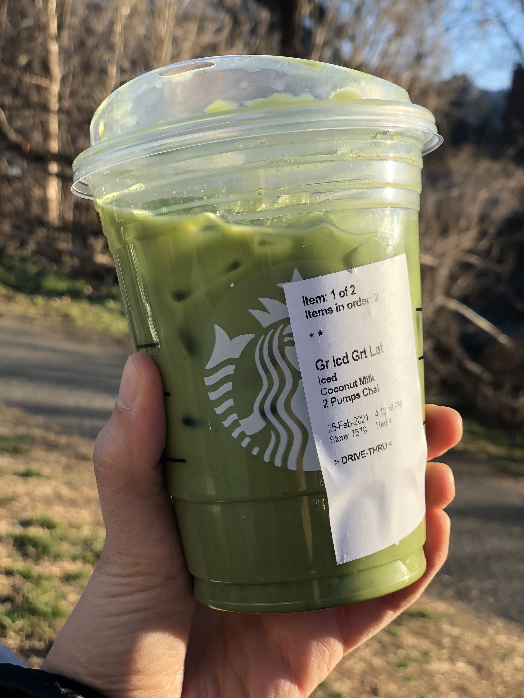 What does Matcha green tea taste like Starbucks?